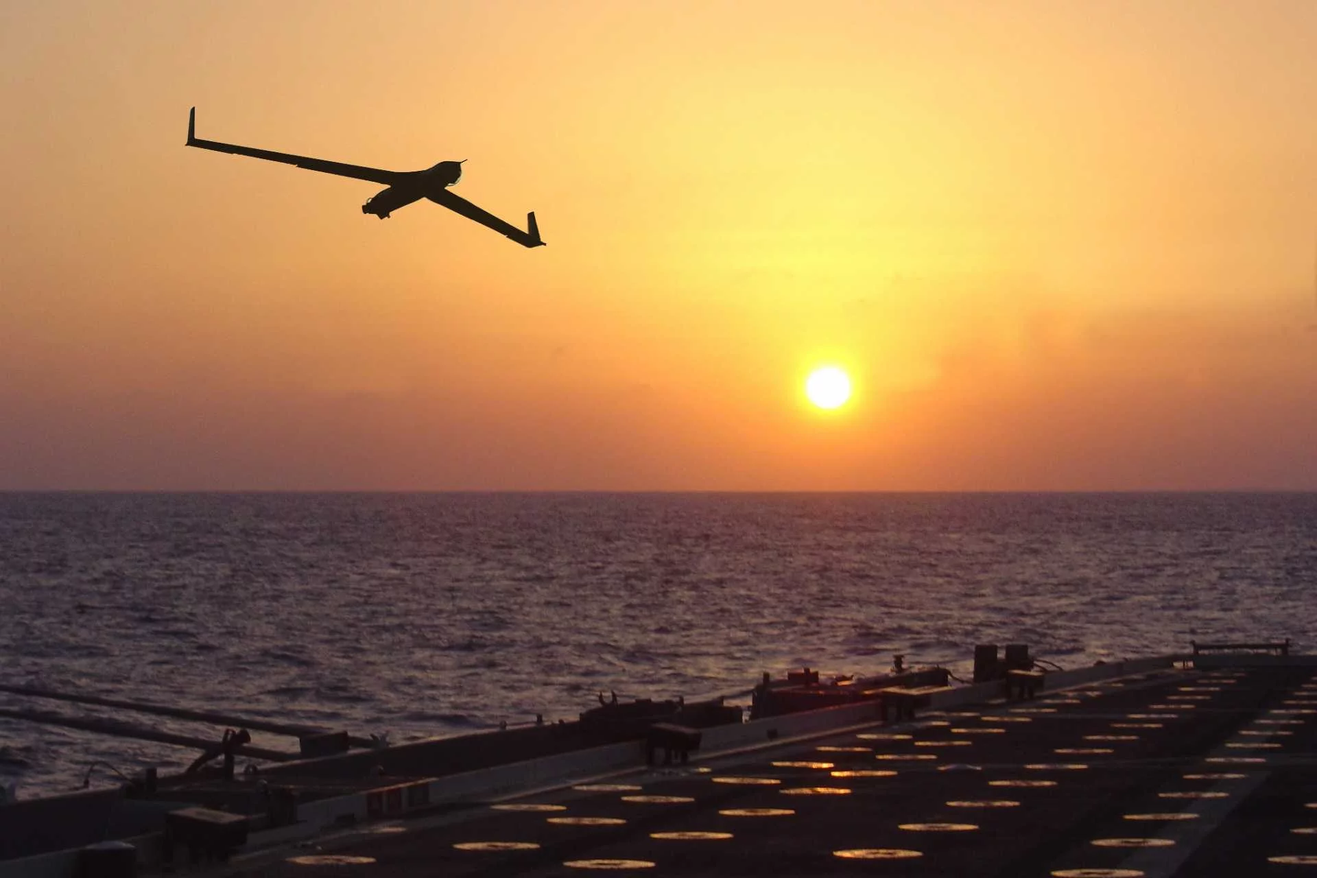 Italian Navy to equip FREMM-class frigates with US-made ScanEagle UAVs ...